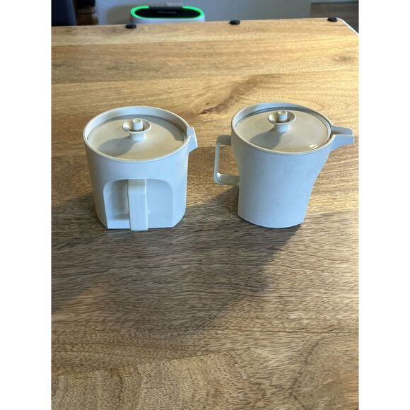 Tupperware | Kitchen | Vintage Almond Color Tupperware Sugar And ...